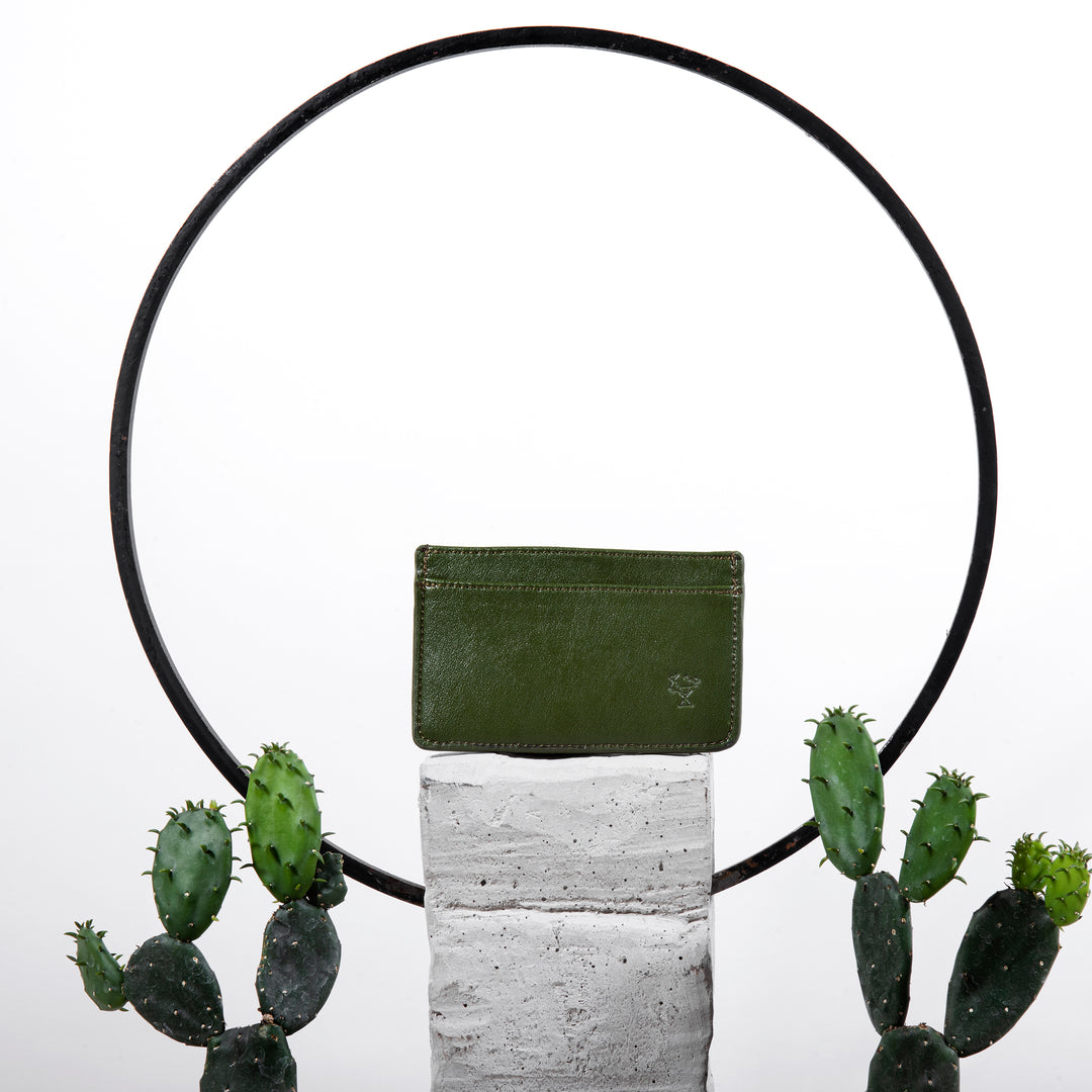 CACTO | Responsible Accessories Made of Cactus Leather
